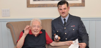 Local resident at Colne View awarded RAF Veterans’ Badge | Care UK