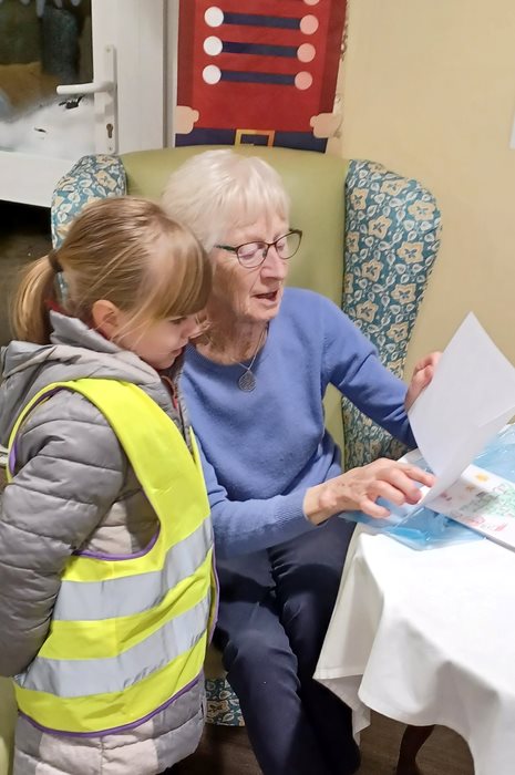 Ware care home residents invite local Beavers for festive fun | Care UK