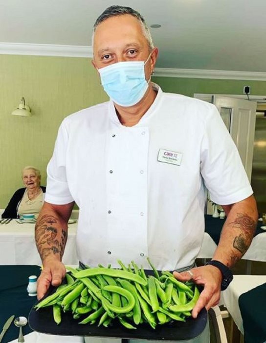 Cooking up a storm – Banbury chef up for national award | Care UK