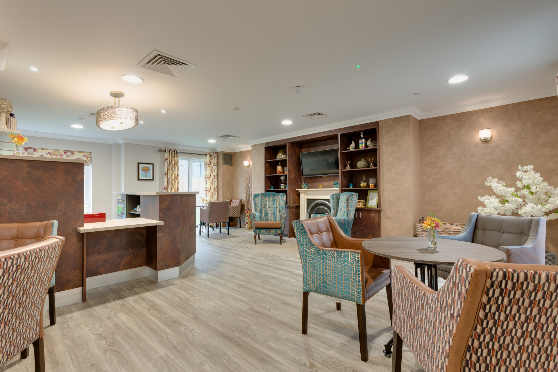 Perry Manor crafts successful open day | Care UK