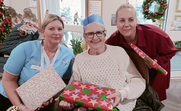 Hythe care home opens its doors for a merry good time | Care UK