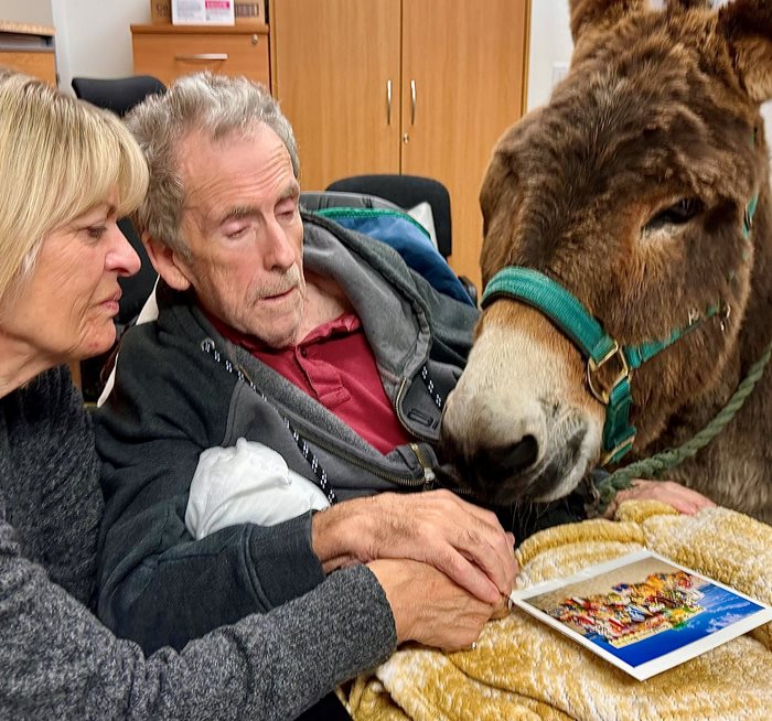 Poole resident surprised with special visitors | Care UK