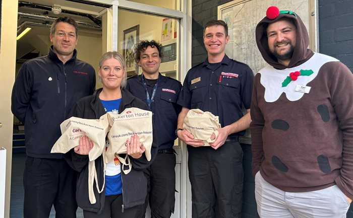 Bracknell care home delivers Christmas magic to blue light workers ...
