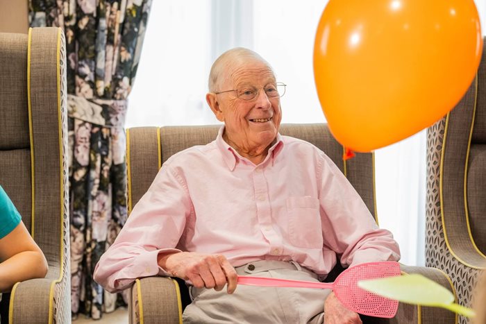 Understanding early signs of dementia behaviour changes | Care UK