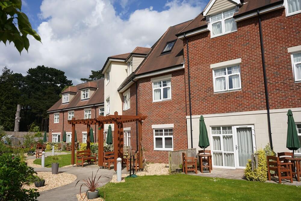 Ferndown Manor Care Home | Ferndown, Dorset | Care UK