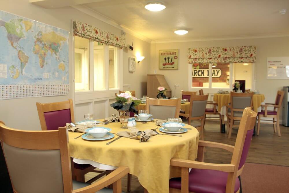 Tall Trees Care Home | Colchester, Essex | Care UK