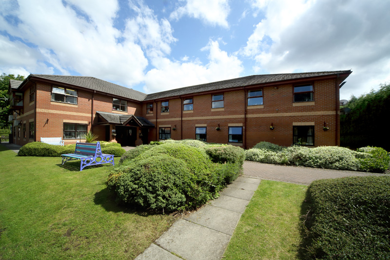 Riverside Care Home in Hyde, Cheshire | Care UK