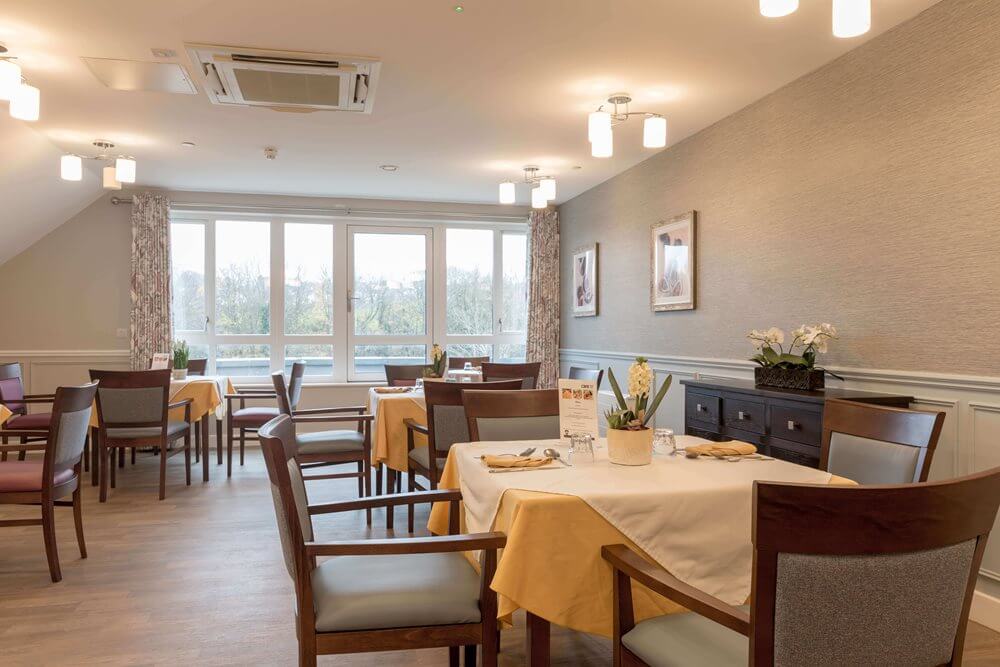 Foxbridge House Care Home | Orpington, Kent | Care UK